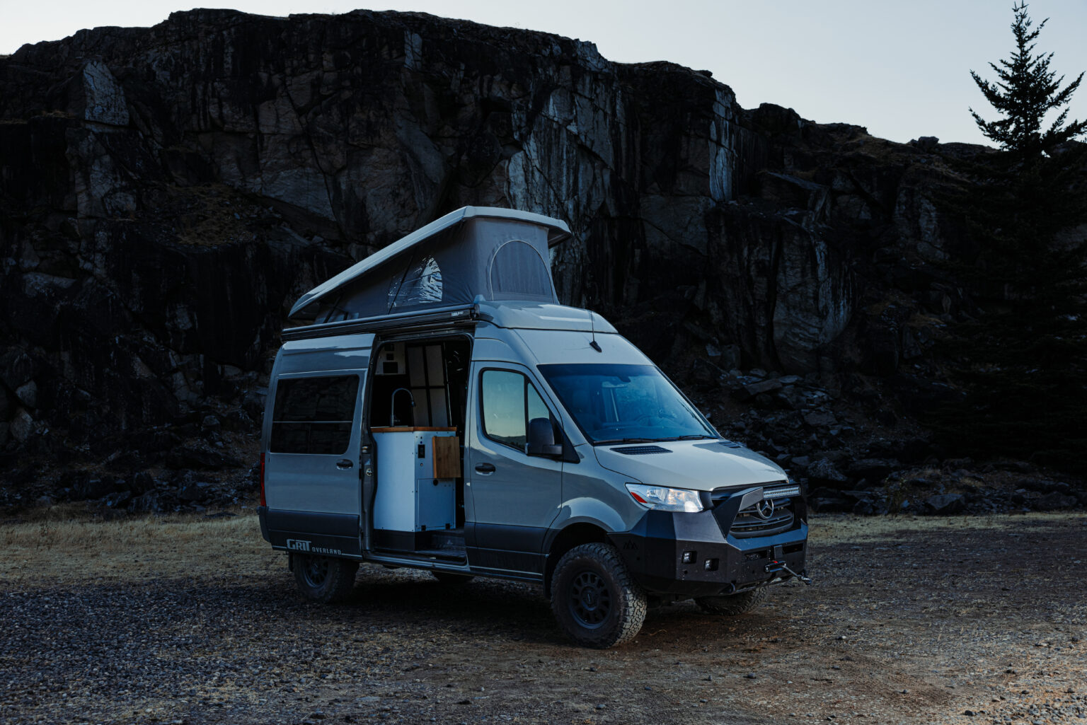 Vans - ExploreVanX